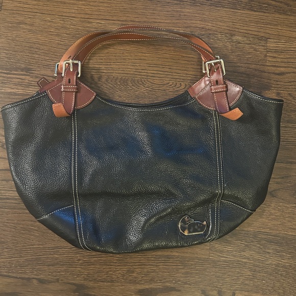 Dooney & Bourke | Bags | Dooney Bourke Valerie Bag Leather Pebble Black ...